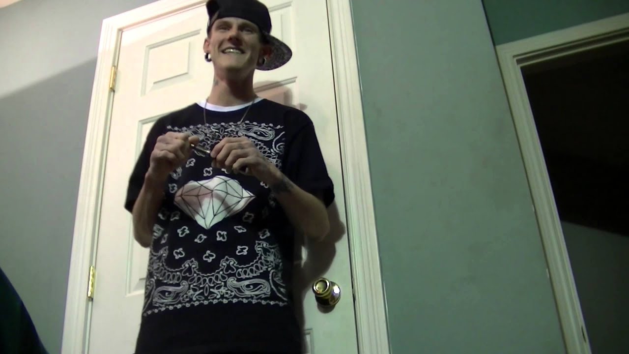 Ghetto Whiteboy Diamond... - YouTube