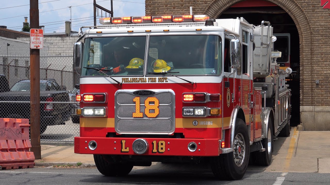 Philadelphia Fire Department Ladder 18 Responding - YouTube