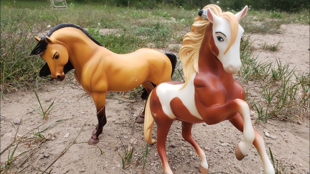 Breyer original Spirit & Rain - YouTube