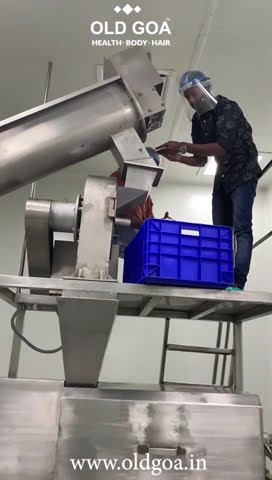 OLD GOA OIL WINS BEST AGRI INNOVATION AWARD 2022 | Prudent Media Goa ...