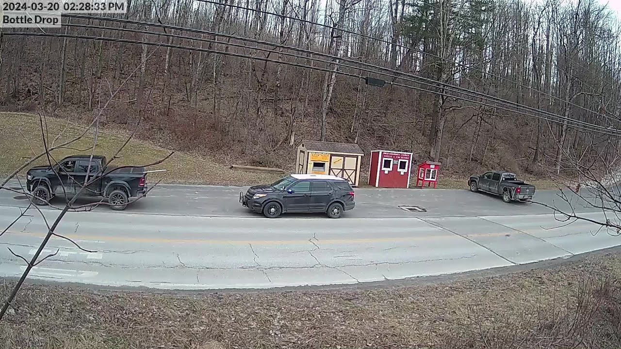 Daniel Banyai arrested in Pawlet, VT - YouTube