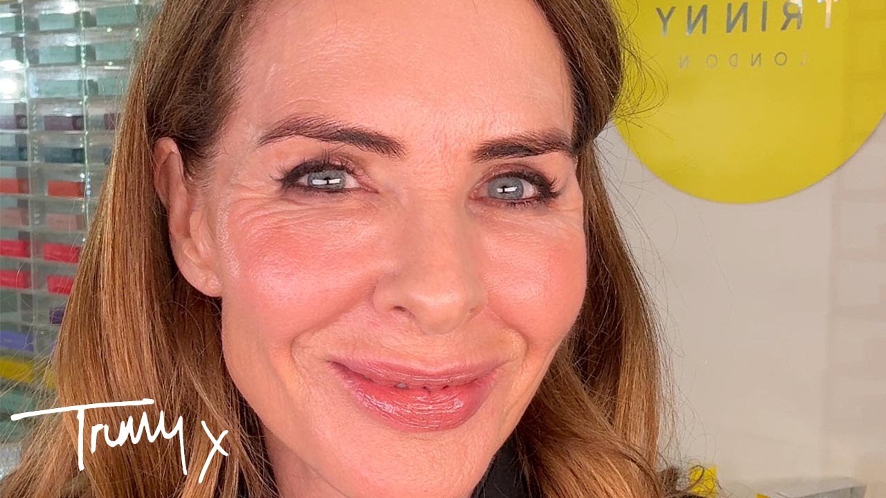 How To Do Effortless Makeup | Beauty Tips | Trinny - YouTube