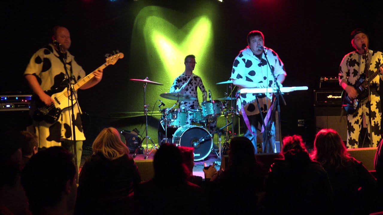 The Omega Moo (2) December 30, 2015 - YouTube