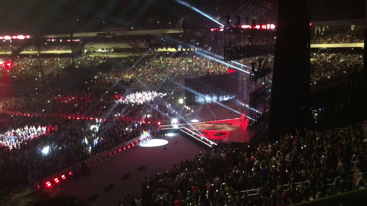 Goldberg's Royal Rumble entrance. - YouTube