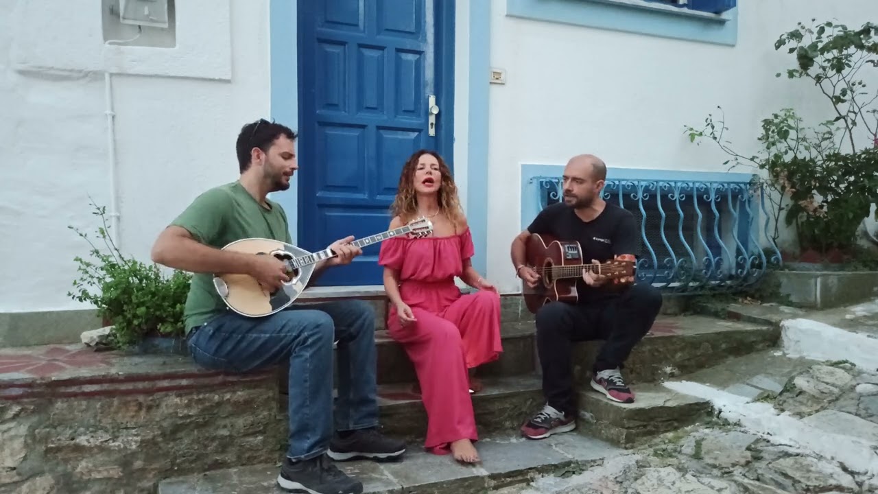 μια γυναίκα δυο αντρες - YouTube