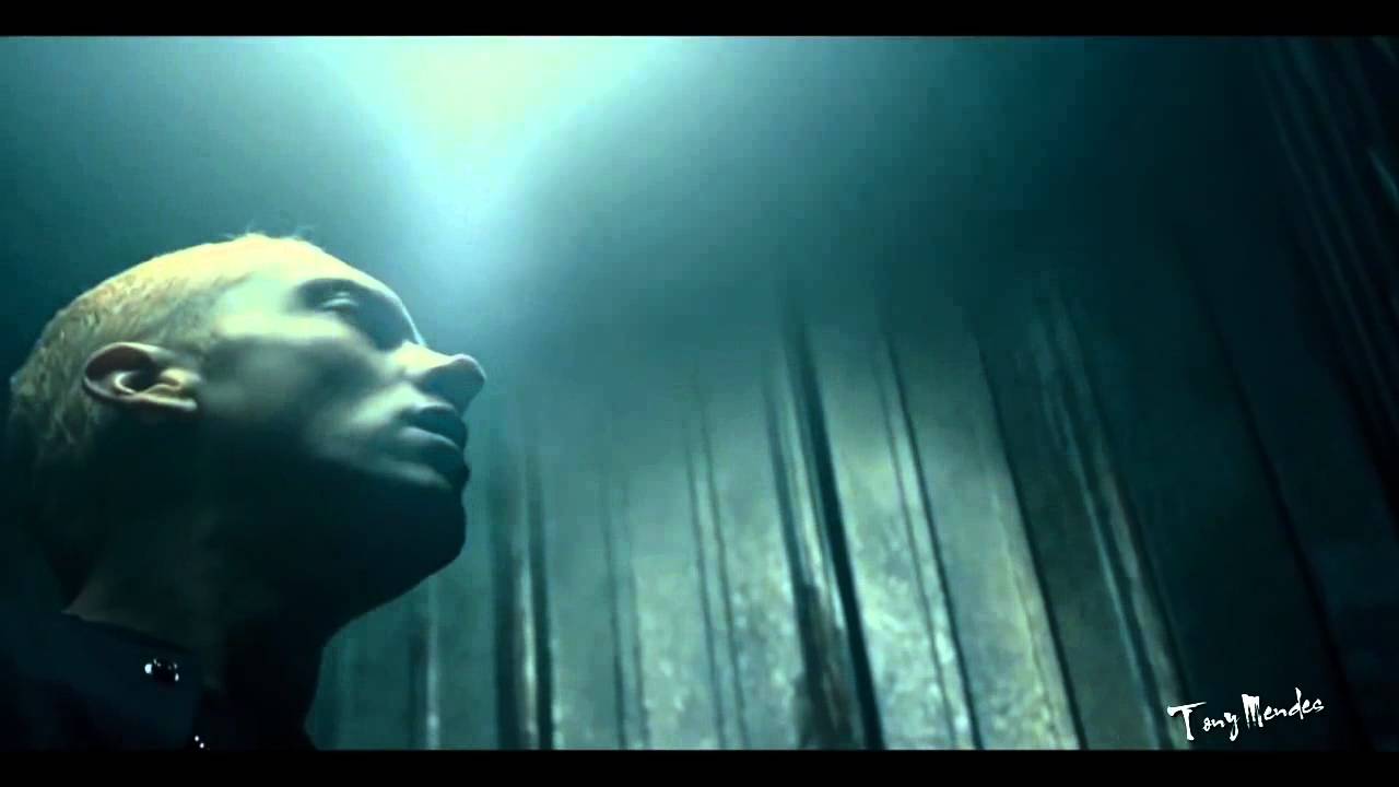 The Monster Rihanna Eminem - YouTube