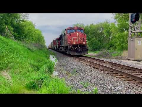 CN 2250 (GE-ES44DC) & CN 2205 (GE-C44-9W) lead a CN SB Autorack on (5/13/24) @ 12:48pm!! - YouTube