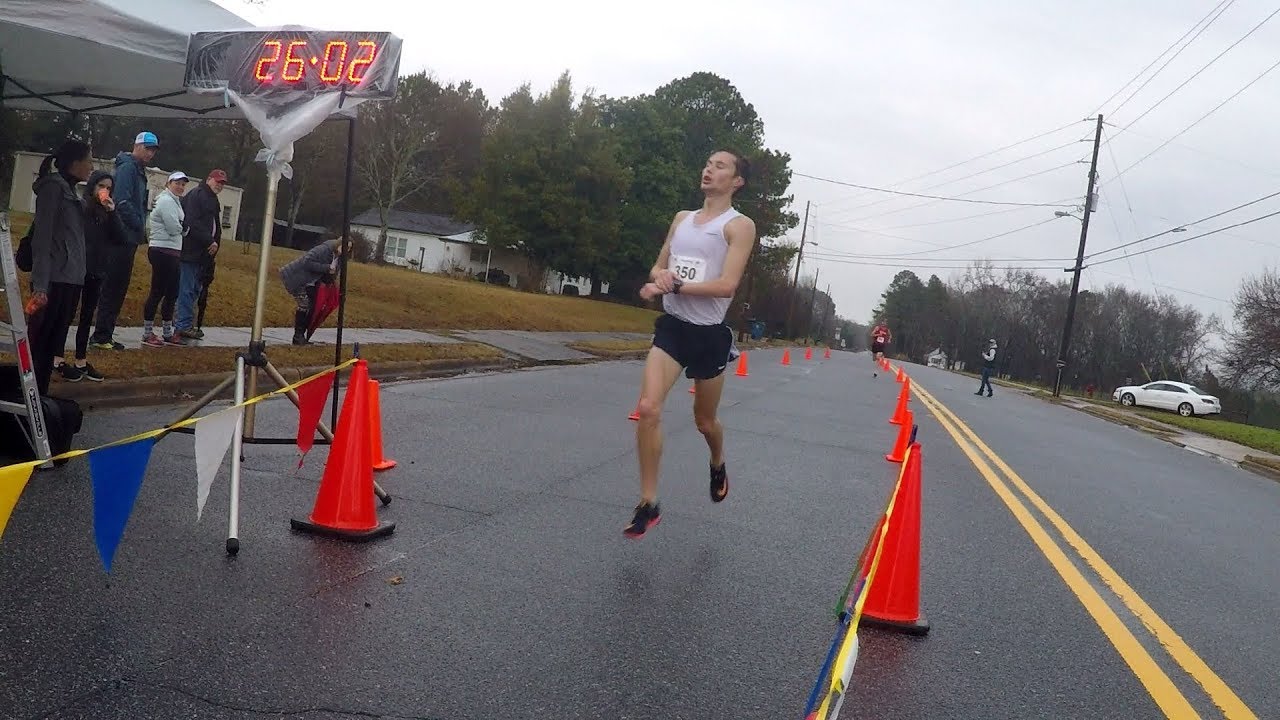 Will Chamberlin Memorial Santa Stroll 8K Finish Line Video - YouTube