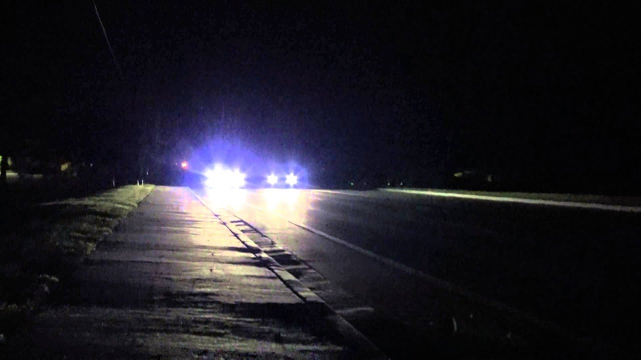 MK6 GTI GT3071 Garret Turbo vs 2013 Supercharged 5.0 - YouTube