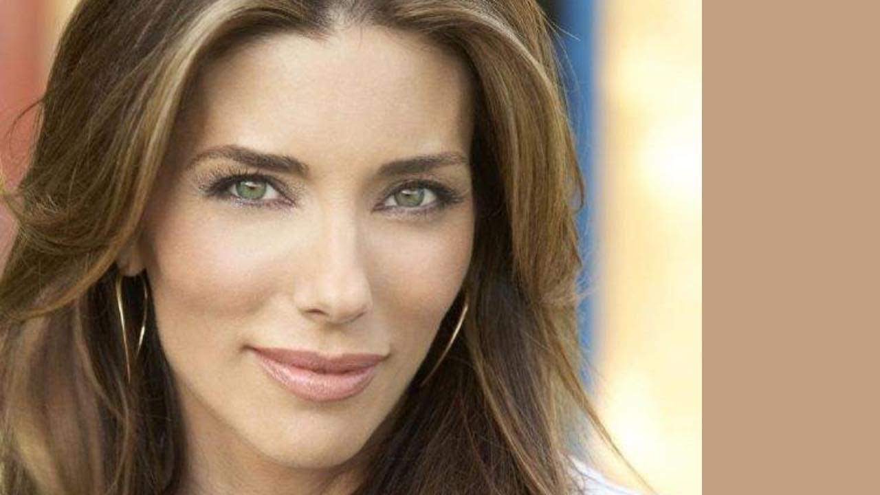 13 Sexy Photos of Jennifer Flavin - YouTube
