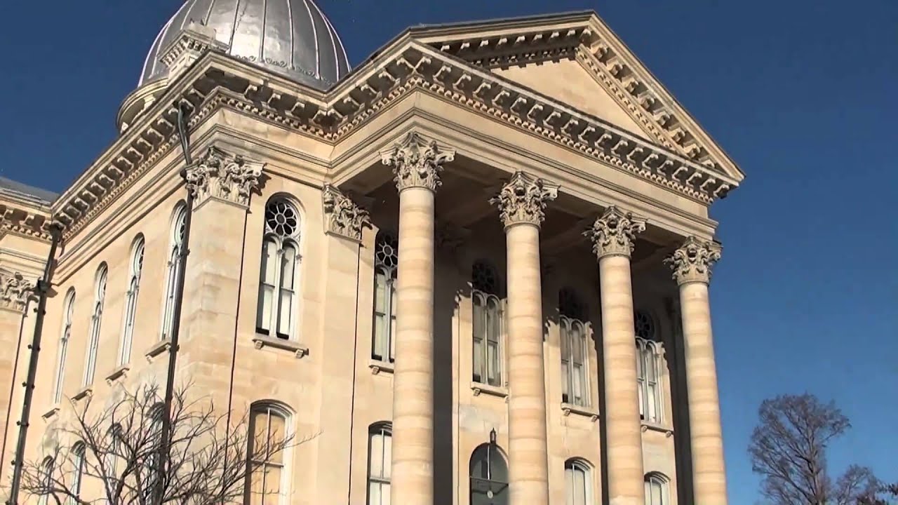 Historic Macoupin County Courthouse in Carlinville IL - YouTube