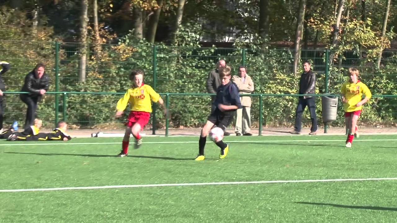 Wedstrijd U12 Berchem Sport - SK Reet seizoen 2011-2012. - YouTube