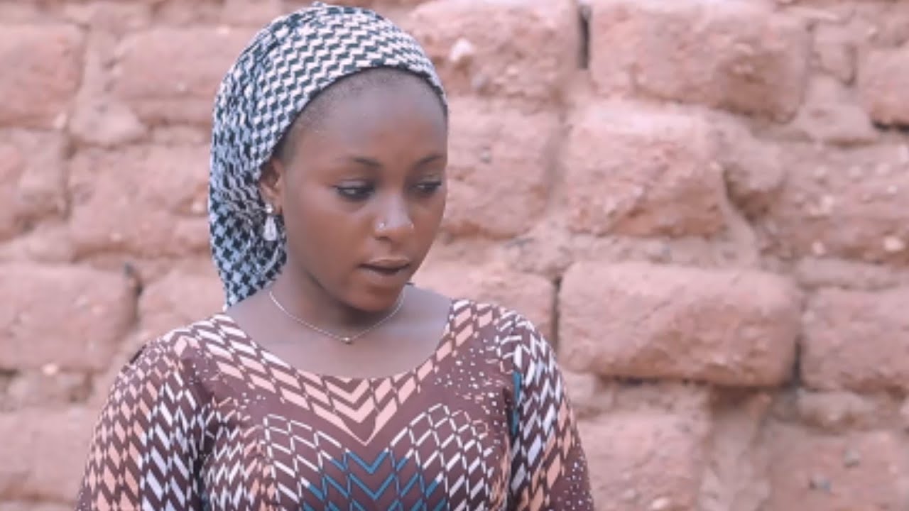 UMARNI HAUSA SERIES SEASON 1 EPISODE 9 LABARI MAI CIKE DA SARKAKIYA ...