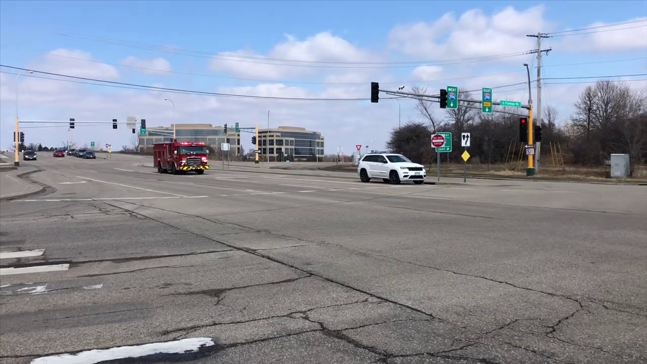 Minnetonka Fire - Engine 8 Responding - YouTube