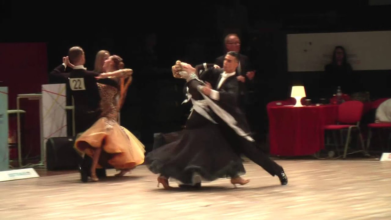 Michael Bruni - Chiara Cassai | R3 Viennese Waltz | Czech Dance Open ...