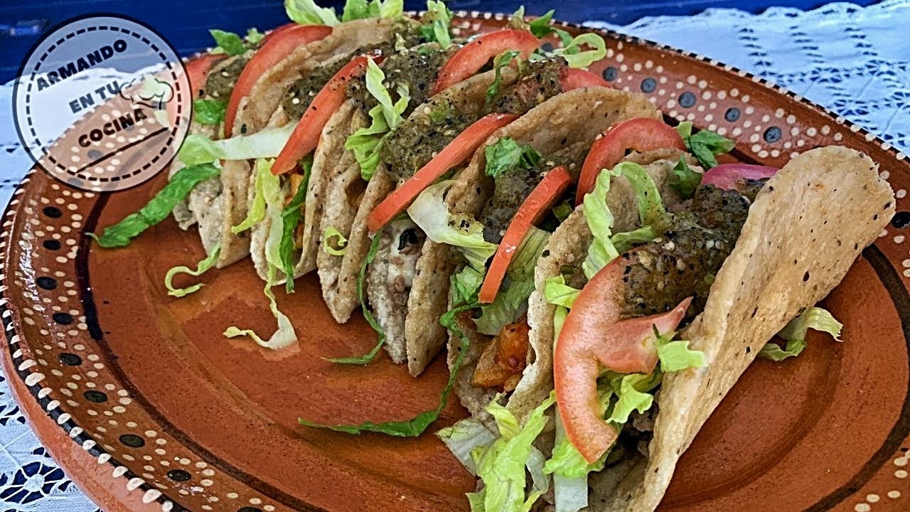 Tacos De Comal 2 Guisados 1 Salsa - YouTube