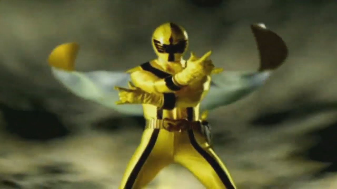 ALL Yellow Rangers Morphs - YouTube