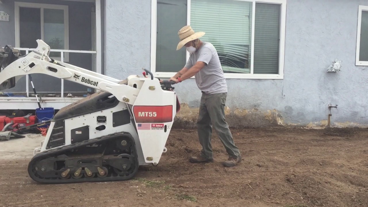 BOBCAT MT55 MINI GRADING AND LEVELING SAN DIEGO CALIFORNIA - YouTube