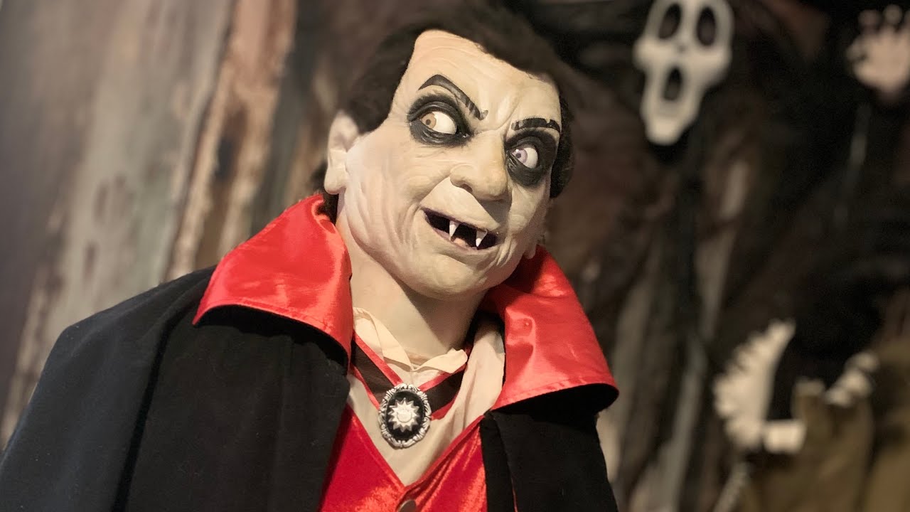 Gemmy 2006 Halloween Animated “Count Vigor” - YouTube