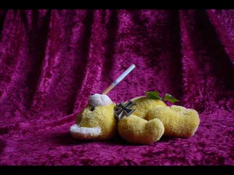 Colonel Bogey Bear.wmv - YouTube