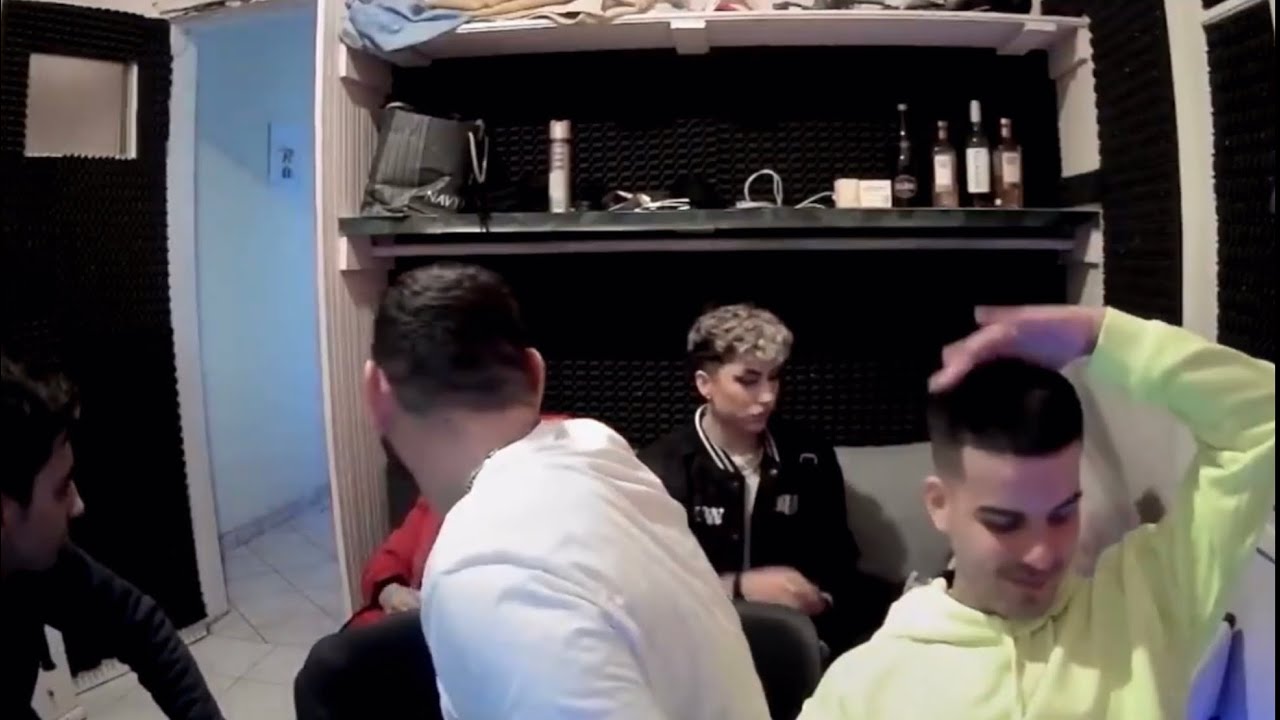 Ο daddy κλαίει για τα λεφτά 😂 #daddytsoulfas #hayate - YouTube