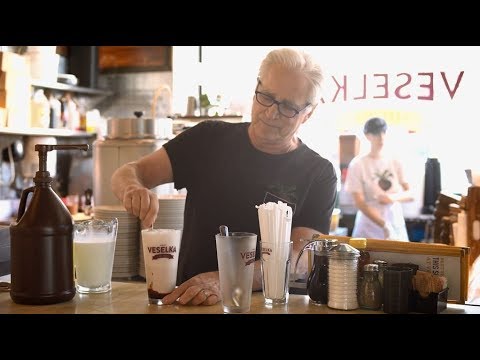 How to make the perfect egg cream - YouTube