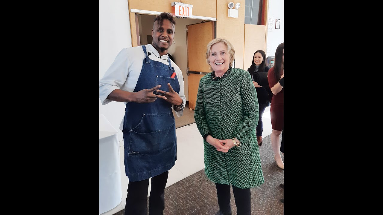 CHEF TIME !!!! Hillary Clinton 88 - YouTube
