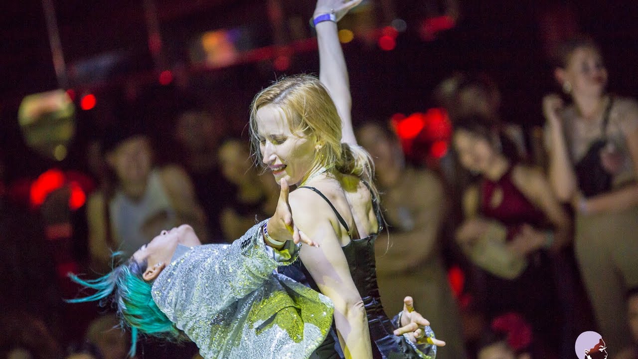 PATTY MIRANDA vs YOGHURT | Top 8 | Eleganza waacking festival 2022 ...