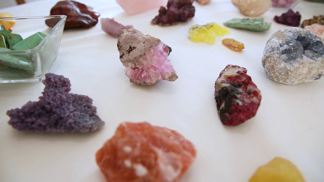 Tips on How to Select the Right Crystals for You - YouTube