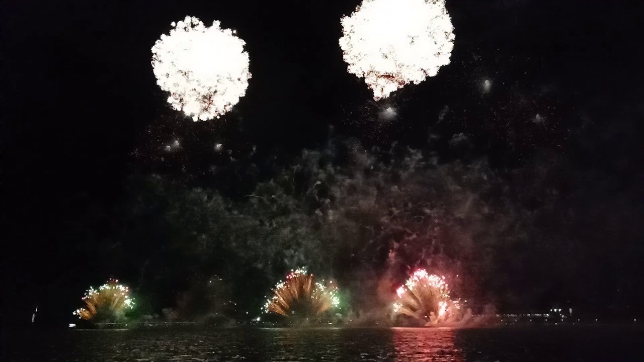 Skyfire firework 2019 Canberra Australia - YouTube