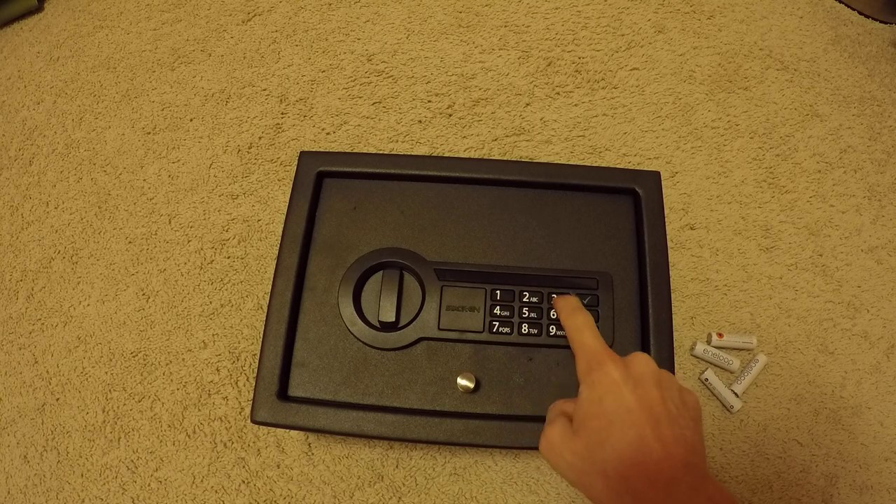 Stack-On Drawer Safe PDS-1500, breaks after 1 year. - YouTube