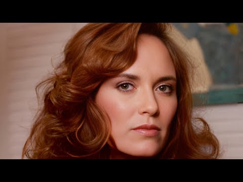 CATHERINE BACH PHOTOS: Pantyhose, Stockings, Tights, Heels, Shorts, Mini Skirt, Mini