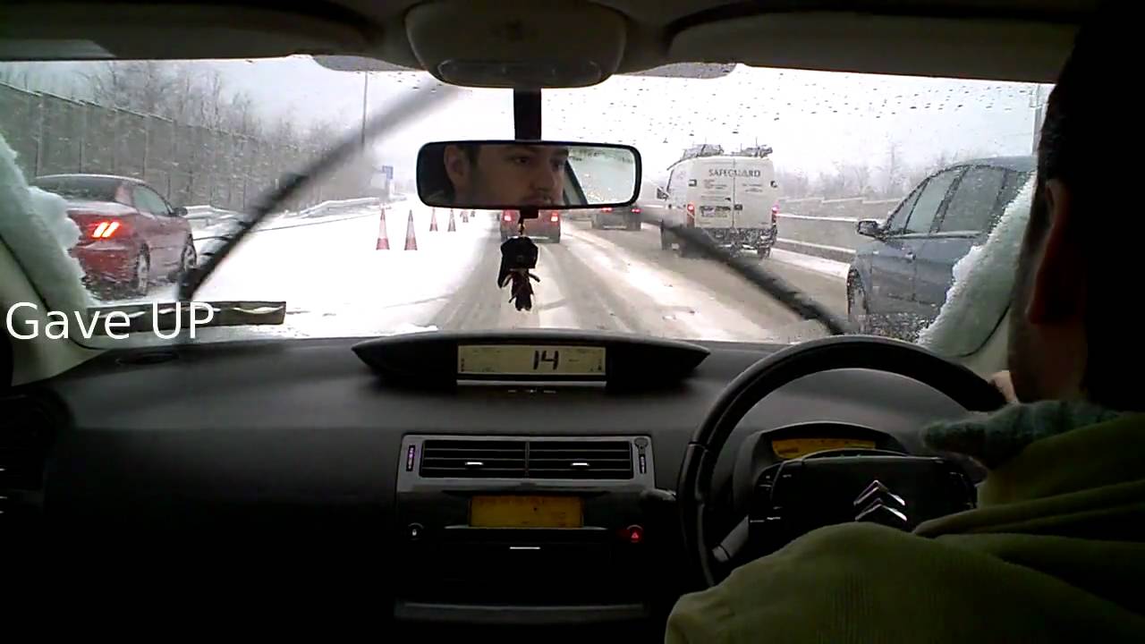 Ireland + Snow + M50 = Chaos - YouTube