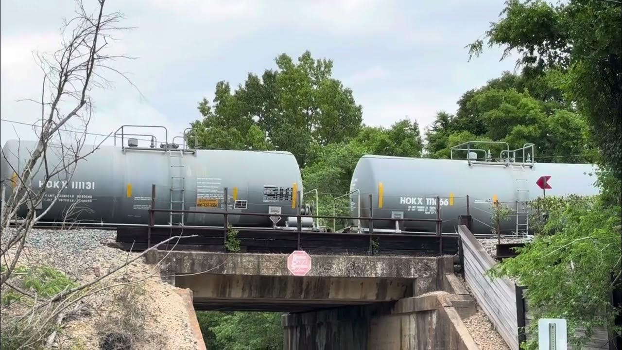 KCS 697 Remote Kicking Cars North Deramus Yard Shreveport LA #locomotive #train #railfan - YouTube