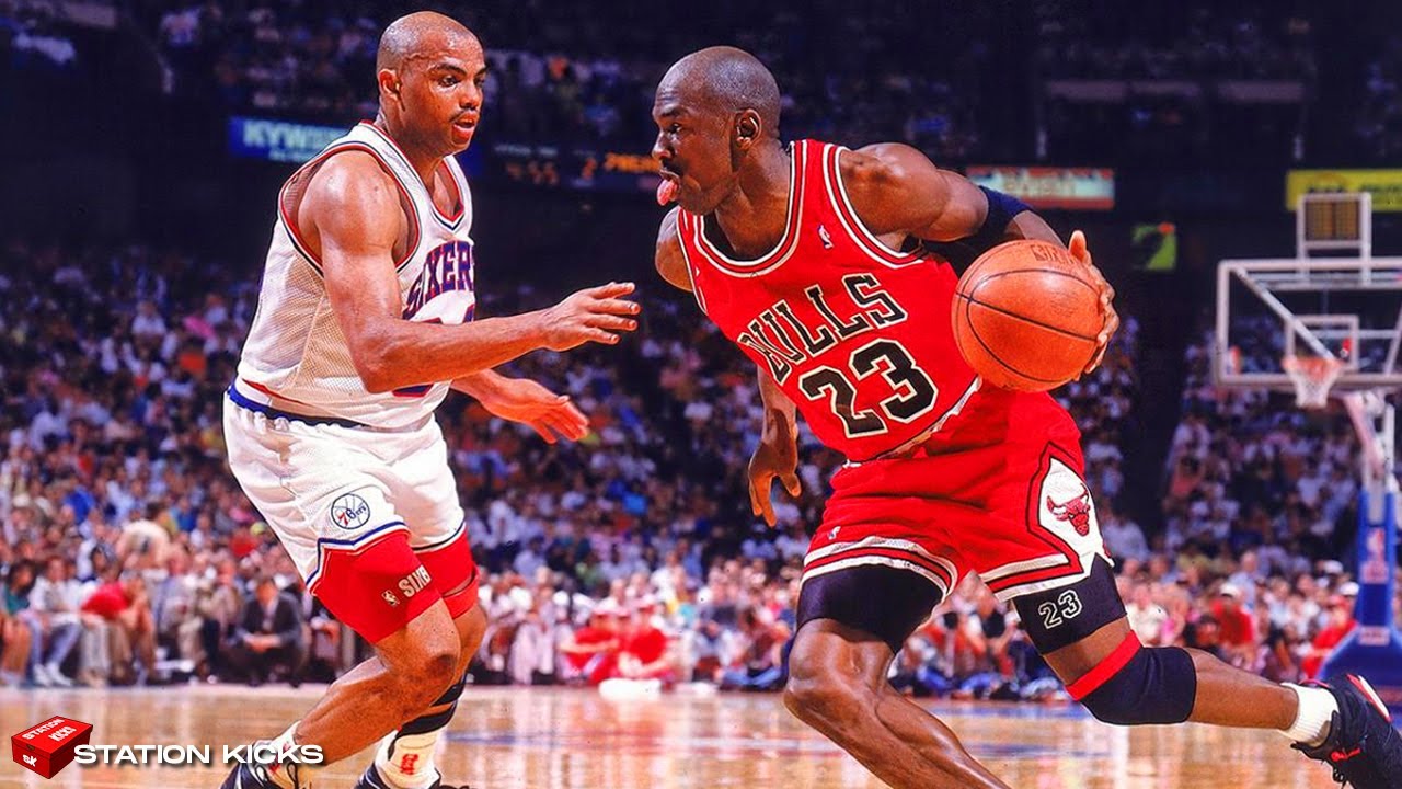 MICHAEL JORDAN FOOTWORK MASTERY🔥 - YouTube