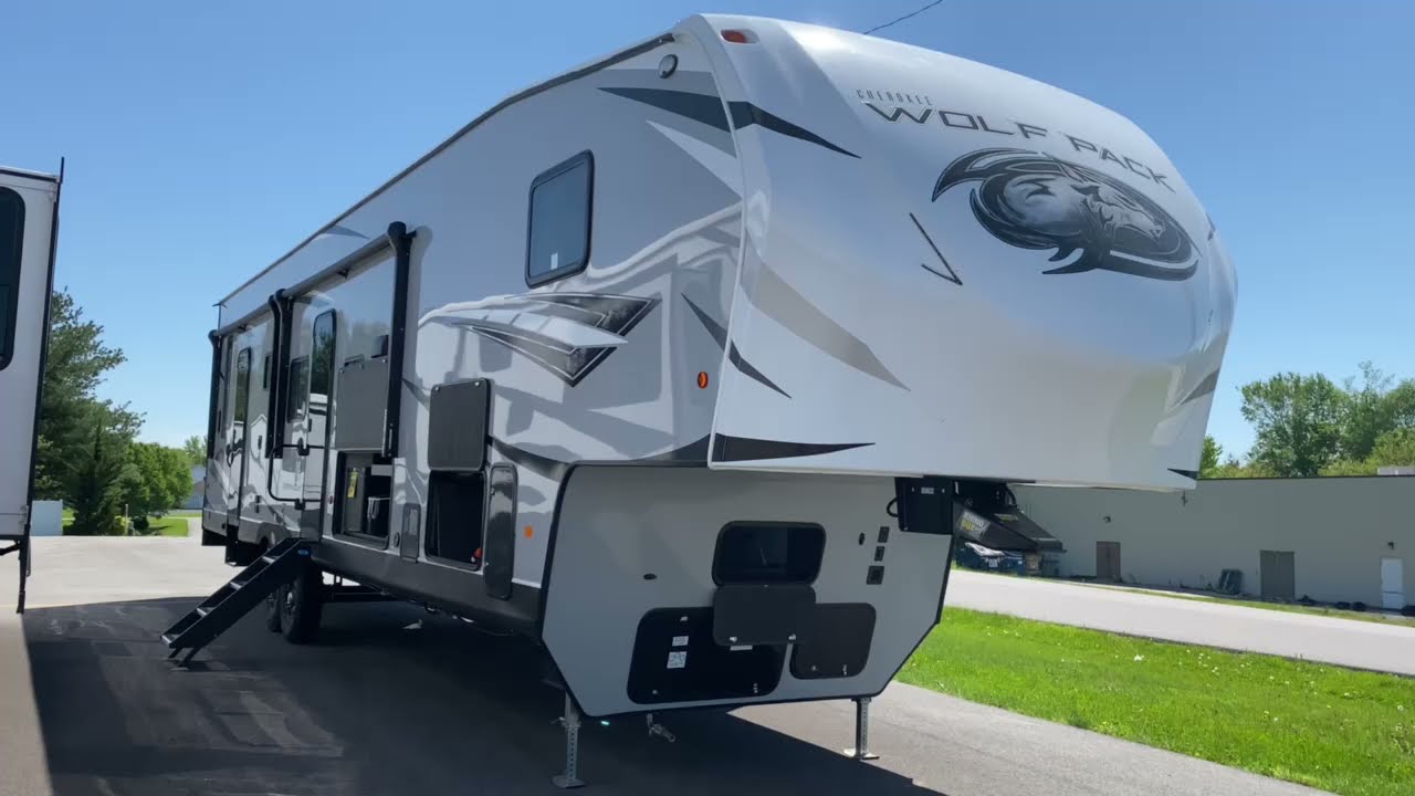 2021 Wolf Pack Rv 5th Wheel