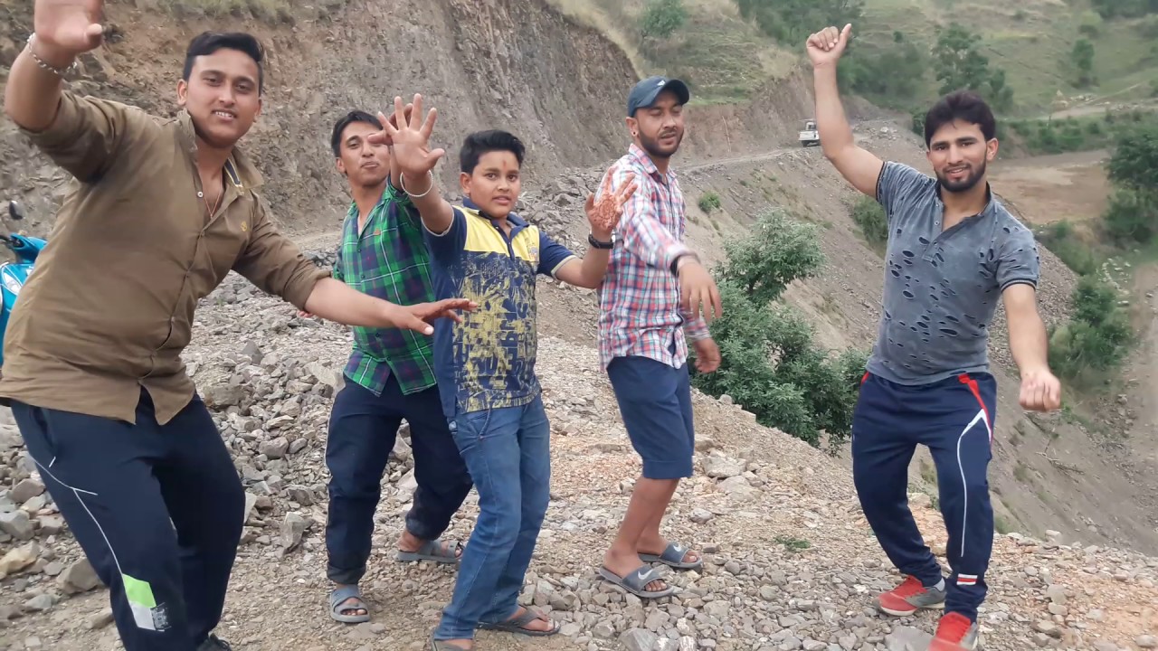 Vicky kaliyan vill kothi - YouTube