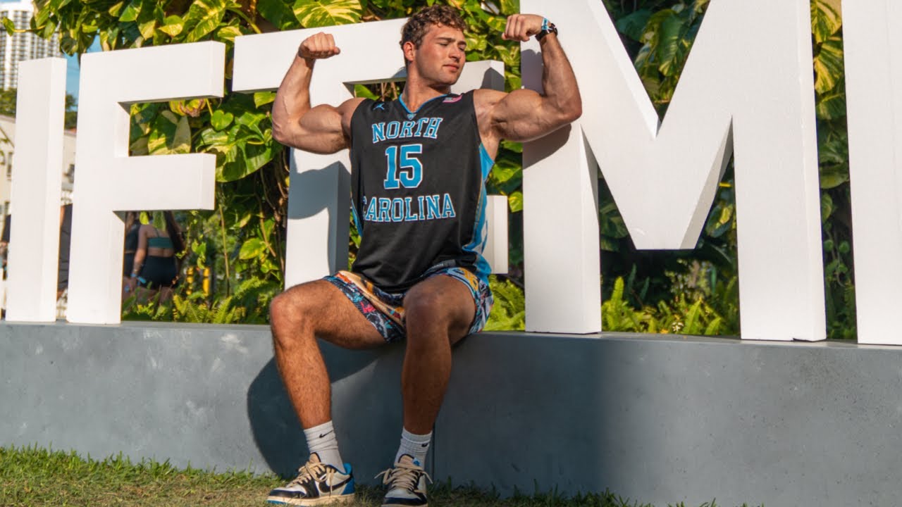 Day In the Life of a College Bodybuilder: Classes, Work, Leg Workout ...