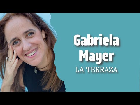 Gabriela Mayer lee el inicio de "La terraza" - YouTube