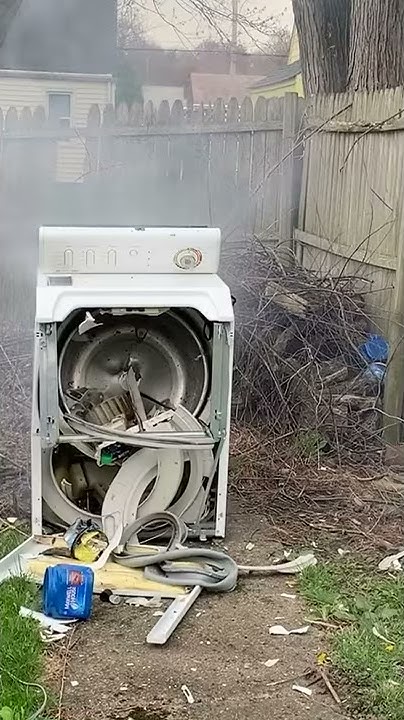 Exploding washing machine - YouTube