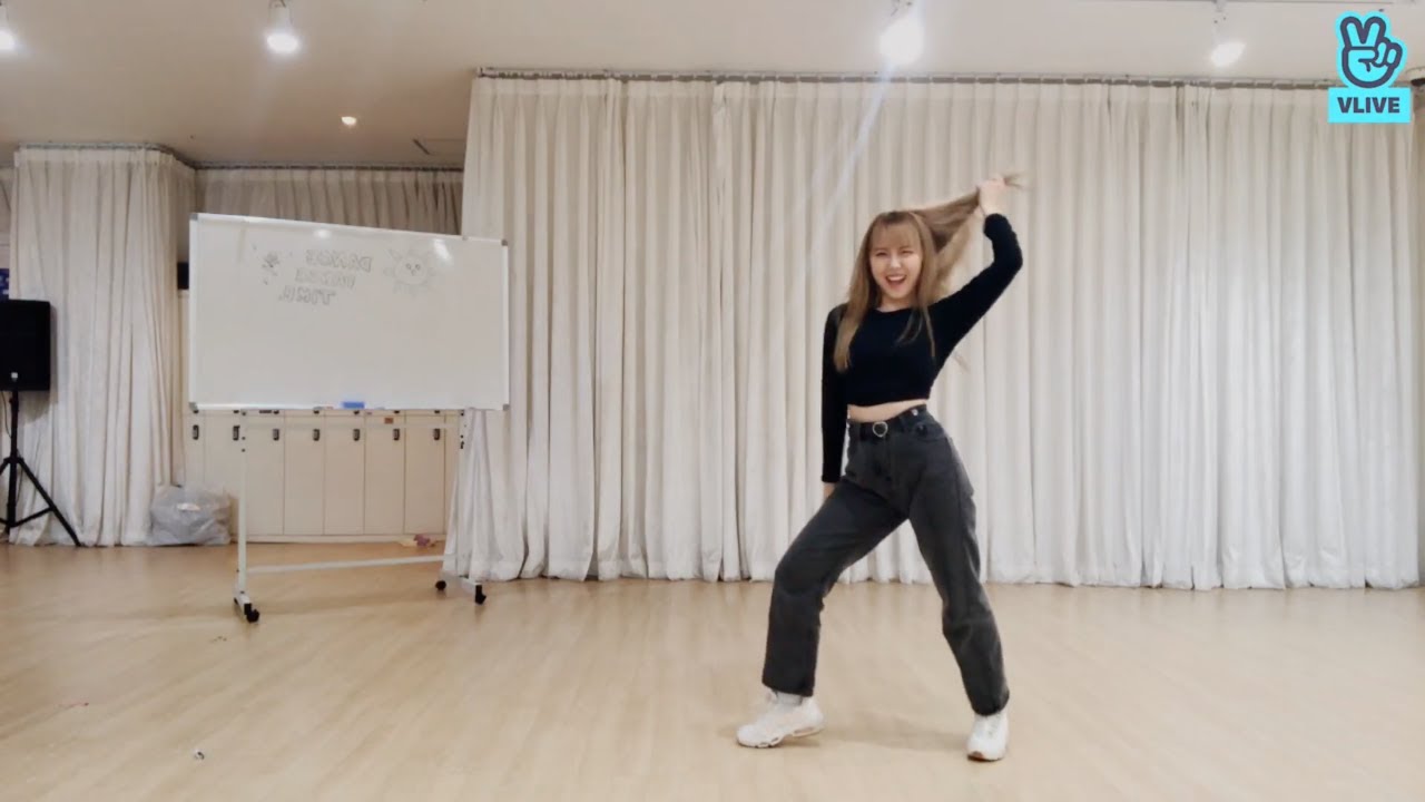 200810 Dancing Sunshine has appeared!💃🏻☀️ (Part 2) - YouTube