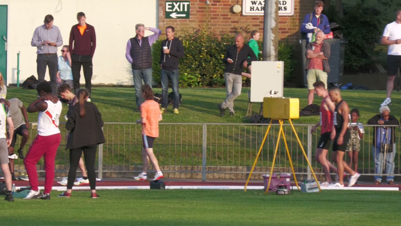 800m men A race BMC Gold Standard Events at Watford 11082021 - YouTube