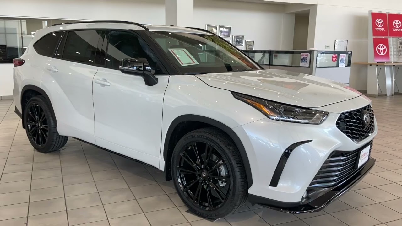 Stapp I25 Custom 2022 Toyota Highlander XSE - YouTube