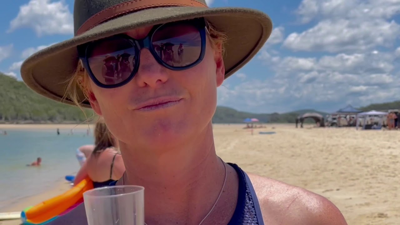 Come on Aussie come on out takes - YouTube