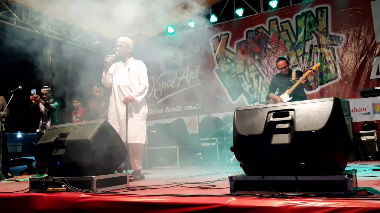 The Ozy feat Yuki Pas Band - Kesepian Kita - YouTube