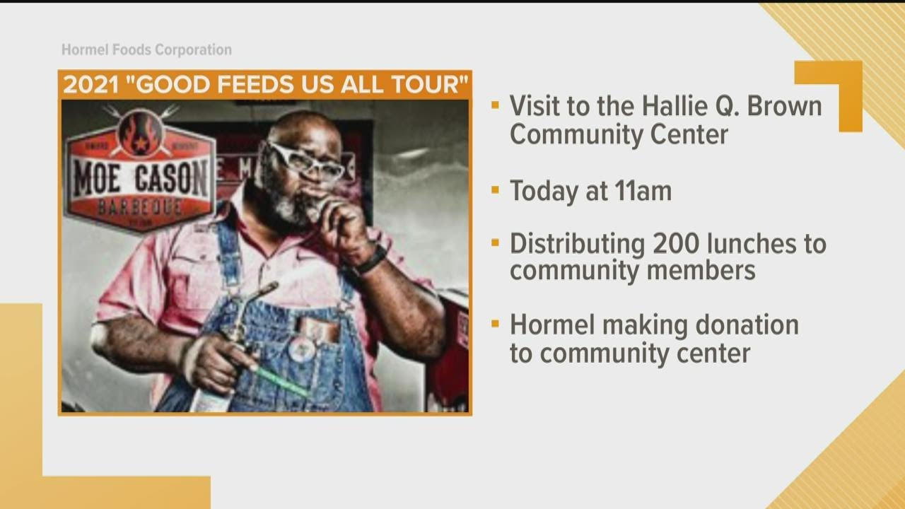 BBQ Pitmaster Moe Cason joins Guy Brown in the KARE 11 backyard - YouTube