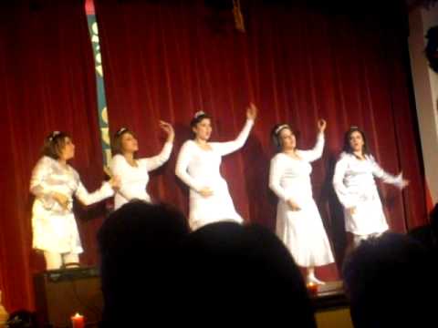 dokhtaran irani raghs - YouTube