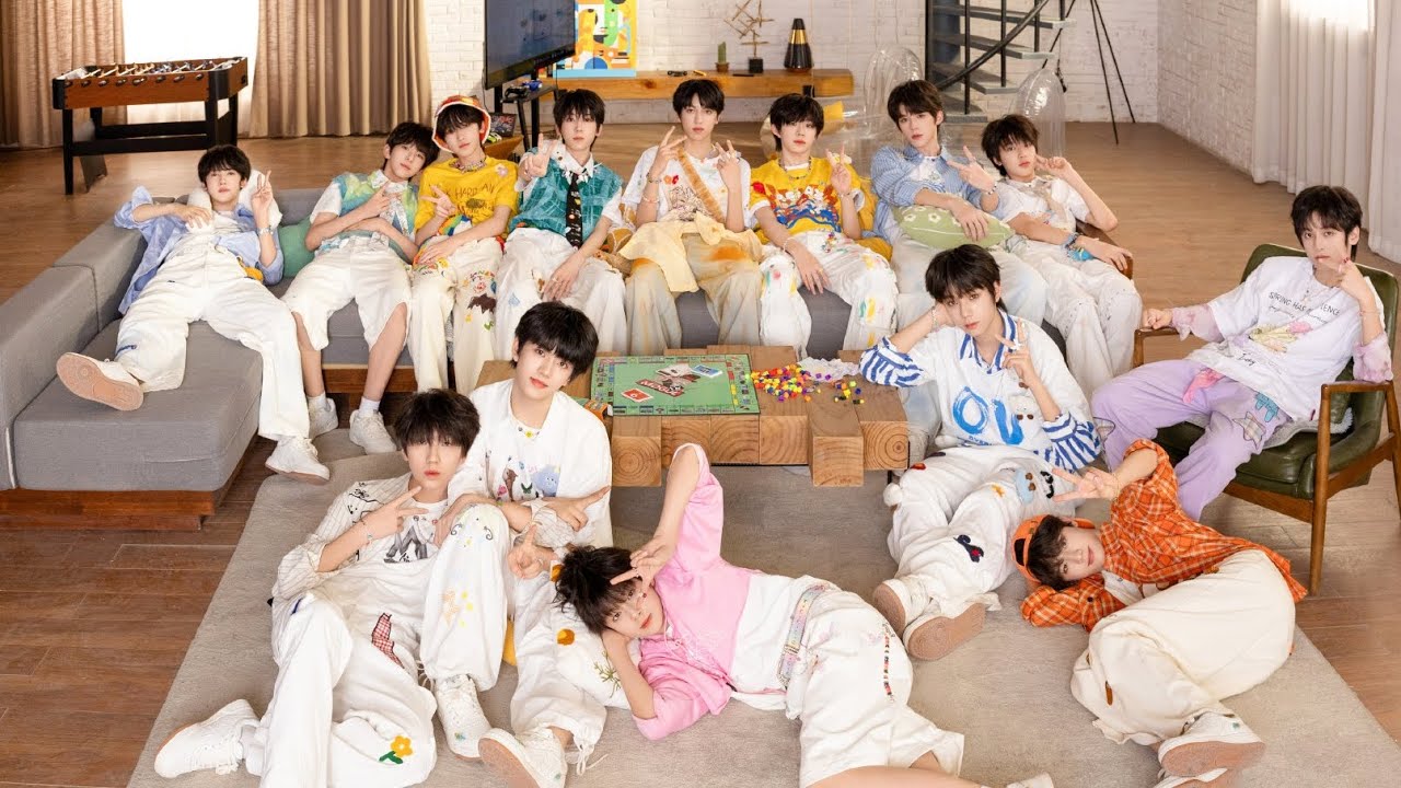 [TF FAMILY] VIDEOTRON SAAT KONSER GENERASI 4 - YouTube