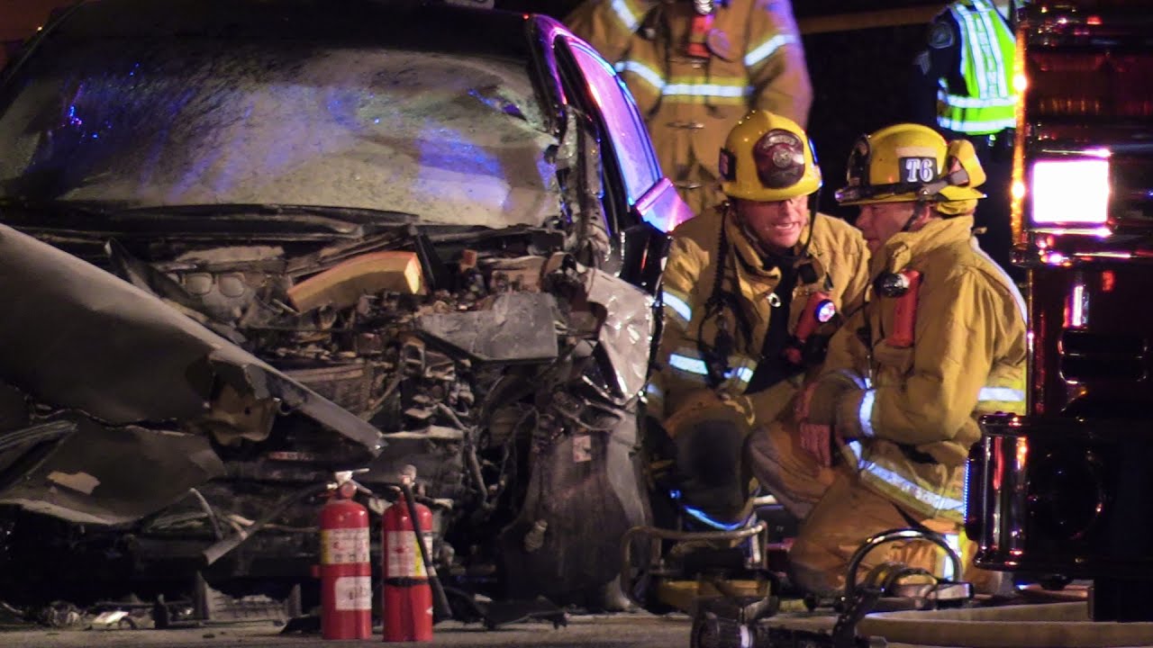 FIERY 2 CAR HEAVY RESCUE CRASH - YouTube