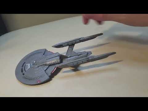 USS Titan 3d printed model - star trek picard session 3